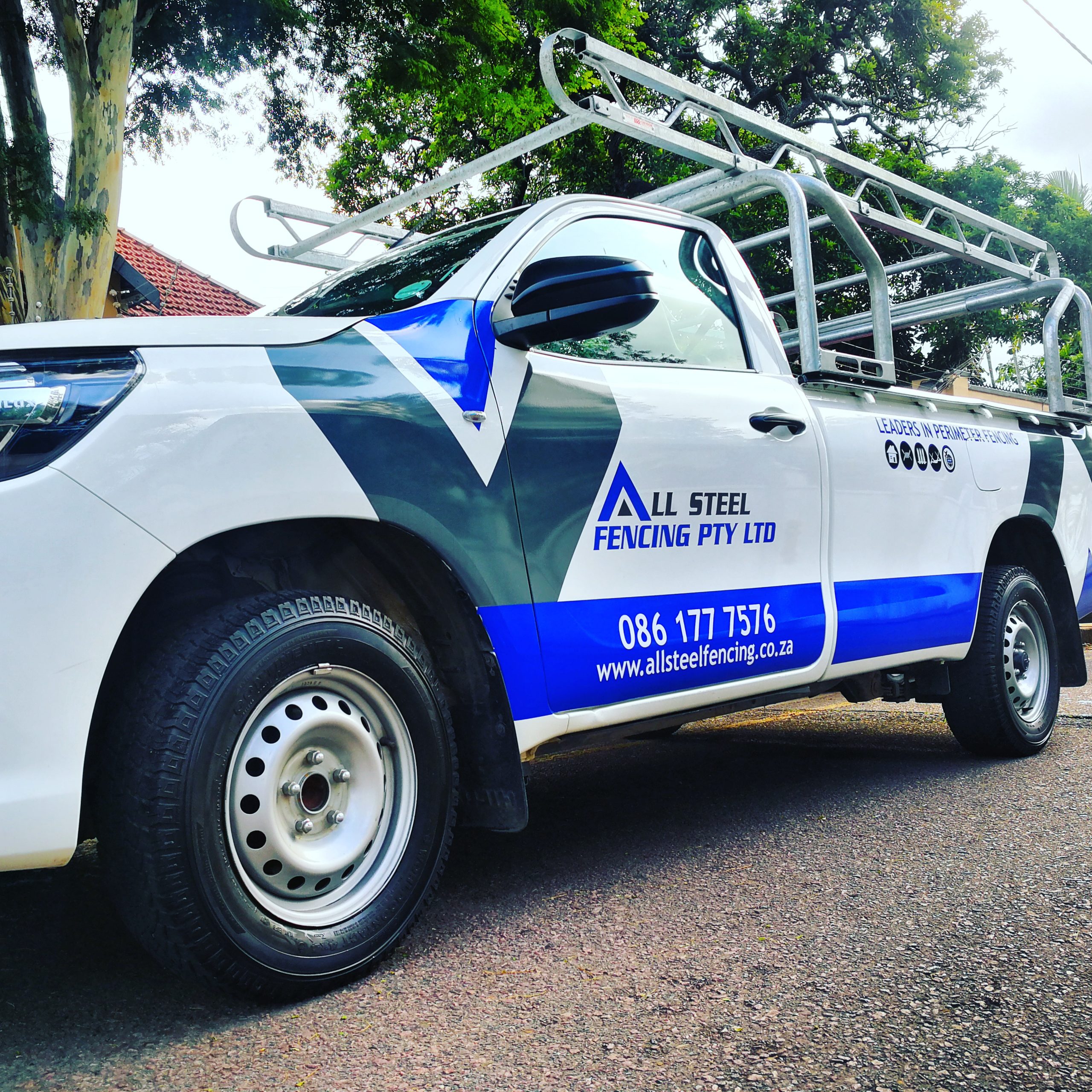 RM Graphics – We Speak Human through Design